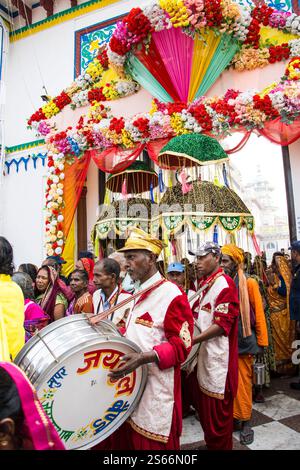 The procession of the Matkhor Ritual starts at Janaki Mandir to ...