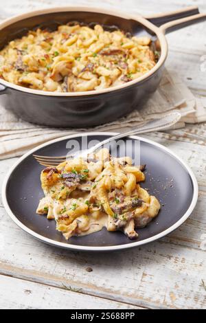 Mushroom Leek and Spaetzle Bake Stock Photo - Alamy