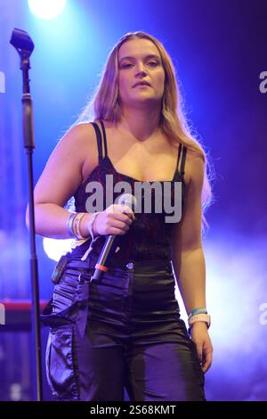 Charlotte Jane - Isle Of Wight Festival 2021 Stock Photo - Alamy