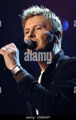 Milan Italy 25/03/2007: Ron , Italian singer, during the live concert ...