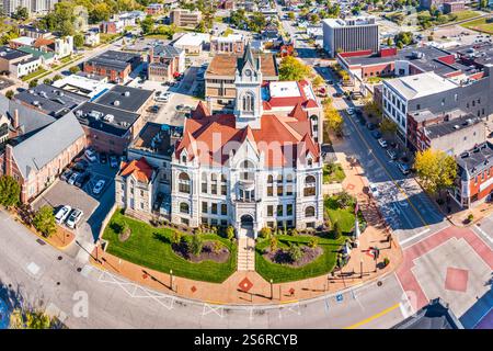 Cole County Courthouse in Jefferson City, Missouri at sunrise Stock ...