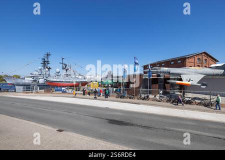 Sculpture, entrance area, 25th anniversary of the German Naval Museum ...