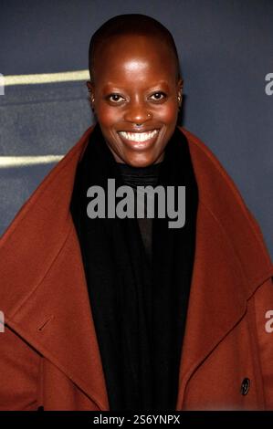 Florence Kasumba bei der Premiere Das Licht und roter Teppich zur ...