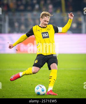 Julian Brandt (Borussia Dortmund, 10) 1. Bundesliga [Bundesliga]: Bayer ...