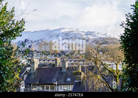 Snow in the town of Ambleside Stock Photo - Alamy