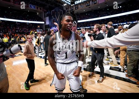 Vanderbilt guard Jason Edwards celebrates during the second half of an ...