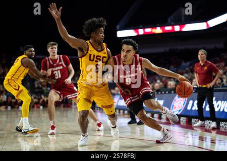 Southern California guard Wesley Yates III goes up for a dunk during ...