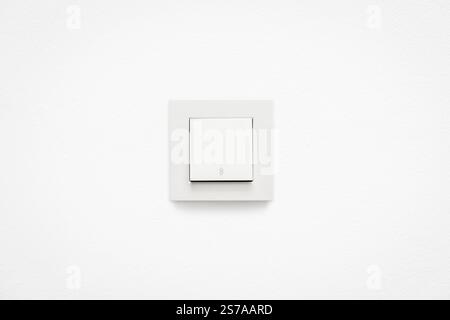 Cream colored wall mounted cream colored vavien or two-way light switch ...