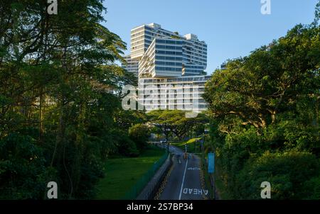 The Interlace is modern apartment buildings complex, Singapore ...