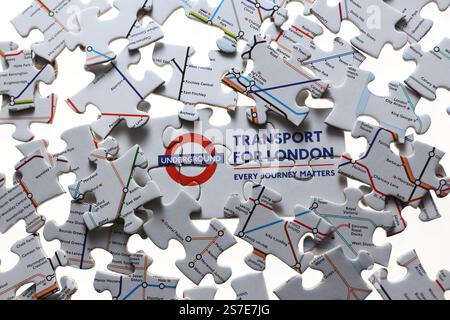 Transport for London London Underground puzzle showing tube lines and ...