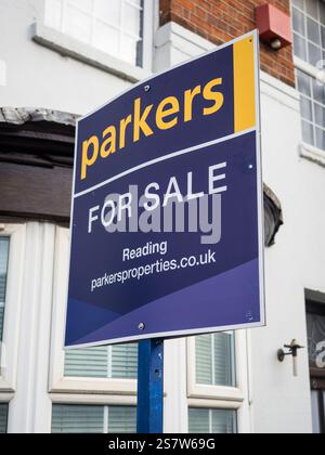For Sale Sign, Estate Agent Board, Reading, Berkshire, England, UK, GB ...