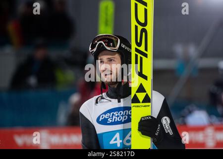 BICKNER Kevin (USA) im Ziel, GER, FIS Viessmsann Skisprung Weltcup ...