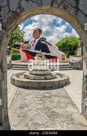 Statue of VC Bird, St John's, Antigua Stock Photo - Alamy