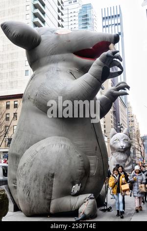 Scabby, a giant inflatable rat and huge Inflatable corporate Cat at a ...