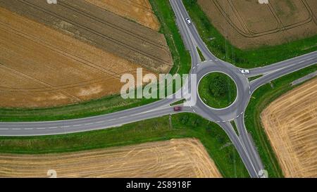 otorway junction, motorway triangle, motorway exit and entrance ...