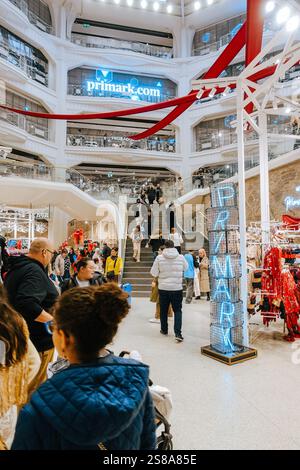 The Primark retail store located on Gran Via in Madrid Stock Photo - Alamy