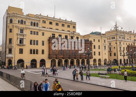 Olaya Building, Lima Main Square - Peru Stock Photo - Alamy