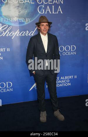 Lucas Haas at the Hollywood for the Global Ocean Gala, Los Angeles, USA ...