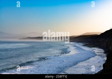 Cliffs on the coast of Puchuncavi south of the Maitencillo resort town ...