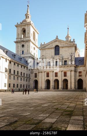 Courtyard of the Kings and the Basilica. inside the Royal Site of San ...