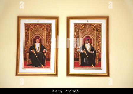 Sultan Haitham bin Tariq of Oman receives Italian Prime Minister ...
