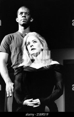 Stockard Channing (Ouisa), Adrian Lester (Paul) in SIX DEGREES OF ...
