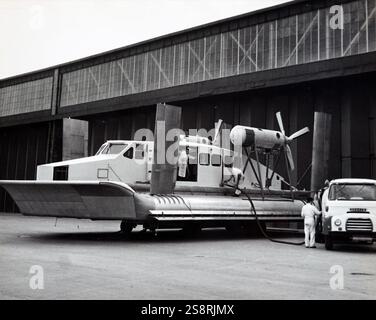 Photograph of a Sikorsky S-64 Skycrane, an American twin-engine heavy ...