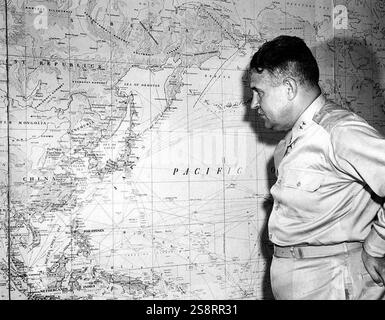 Lieutenant General Leslie Groves Jr. (1896 - 1970)United States Army ...