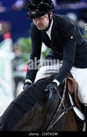 Wesley Mulder with Paradiese de la Vita during the prize giving ...