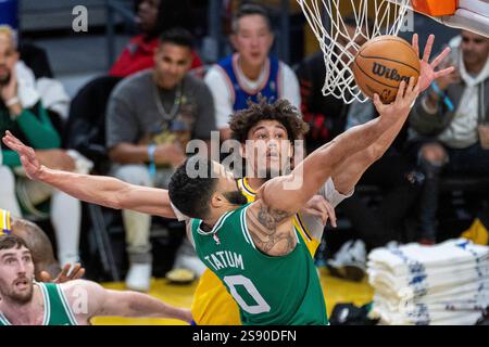 Los Angeles Lakers’ Jaxson Hayes (11) dunks against the Los Angeles ...