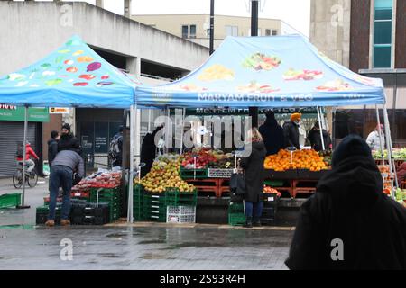 greengrocer, market stalls on High street, Hounslow, London, England ...
