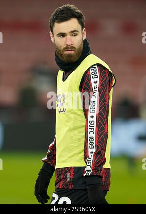 Ben Brereton Díaz of Sheffield United gives his team instructions ...