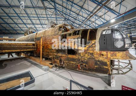 Handley Page Halifax II at RAF Museum in London Stock Photo - Alamy