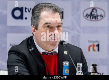 Larry Mitchell (Trainer, Sportdirektor, Augsburger Panther, AEV ...