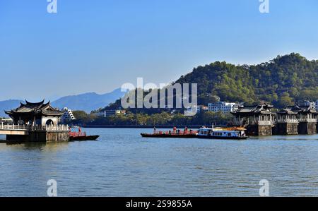 Chaozhou Bridge, Chaozhou City, Guangdong province, China Stock Photo ...