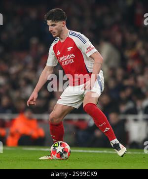 Declan Rice of Arsenal in action during the Premier League match ...