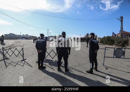 Palestinian police take measures at the check point on Al-Rashid Street ...
