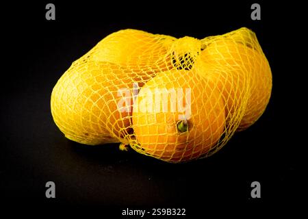 Lemons ready for sale Stock Photo - Alamy