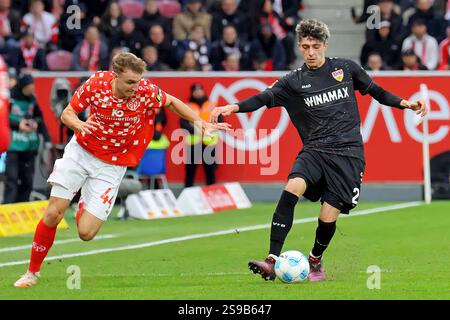 Zweikampf Nelson Weiper (1. FSV Mainz 05, 44), Cenk ?zkacar (1. FC K?ln ...