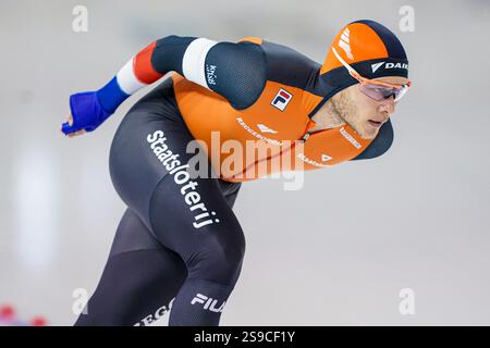 CALGARY, CANADA - JANUARY 25: Marcel Bosker of Netherlands competing ...
