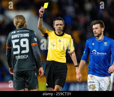 Perth, Scotland. 25 January 2025. Nicky Clark (10 - St Johnstone) wins ...