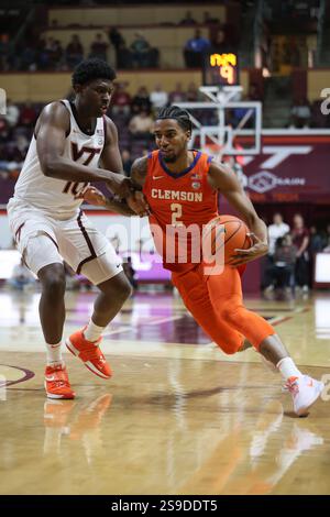 Clemson guard Dillon Hunter (2) drives with the ball against Notre Dame ...