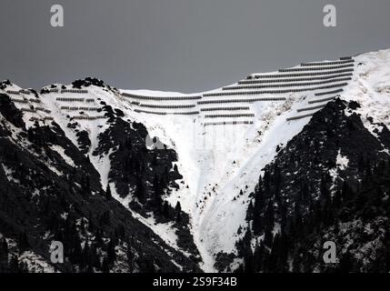 26 January 2025, Bavaria, Oberstdorf: Nordic skiing/ski jumping: World ...