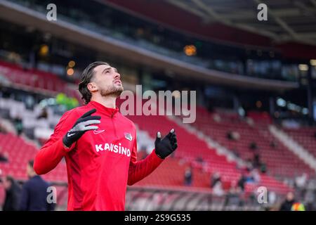 ALKMAAR, NETHERLANDS - JANUARY 26: Troy Parrott of AZ looks dejected ...
