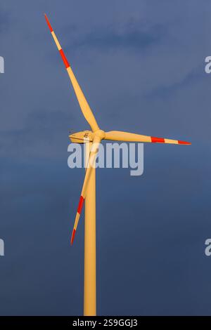 Symbolfoto Windenergie *** Symbol photo wind energy Stock Photo - Alamy