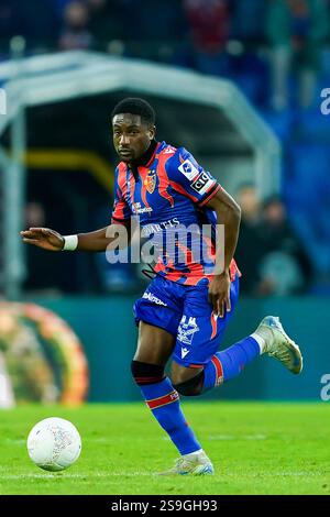 Joe Mendes (FC Basel, #17) am Ball. SUI, FC Basel - FC Luzern, Fussball ...