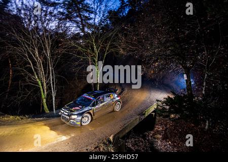 39 Pablo SARRAZIN, Geoffrey COMBE, Citroen C3 Rally2, ambiance during ...