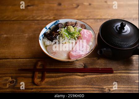 Kaisen dashi chazuke Stock Photo - Alamy