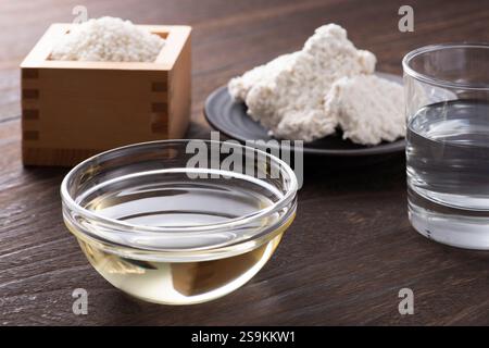 Mirin and ingredients Stock Photo - Alamy