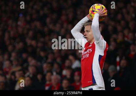 Emirates Stadium, London, UK. 15th Dec, 2022. Womens Champions League ...